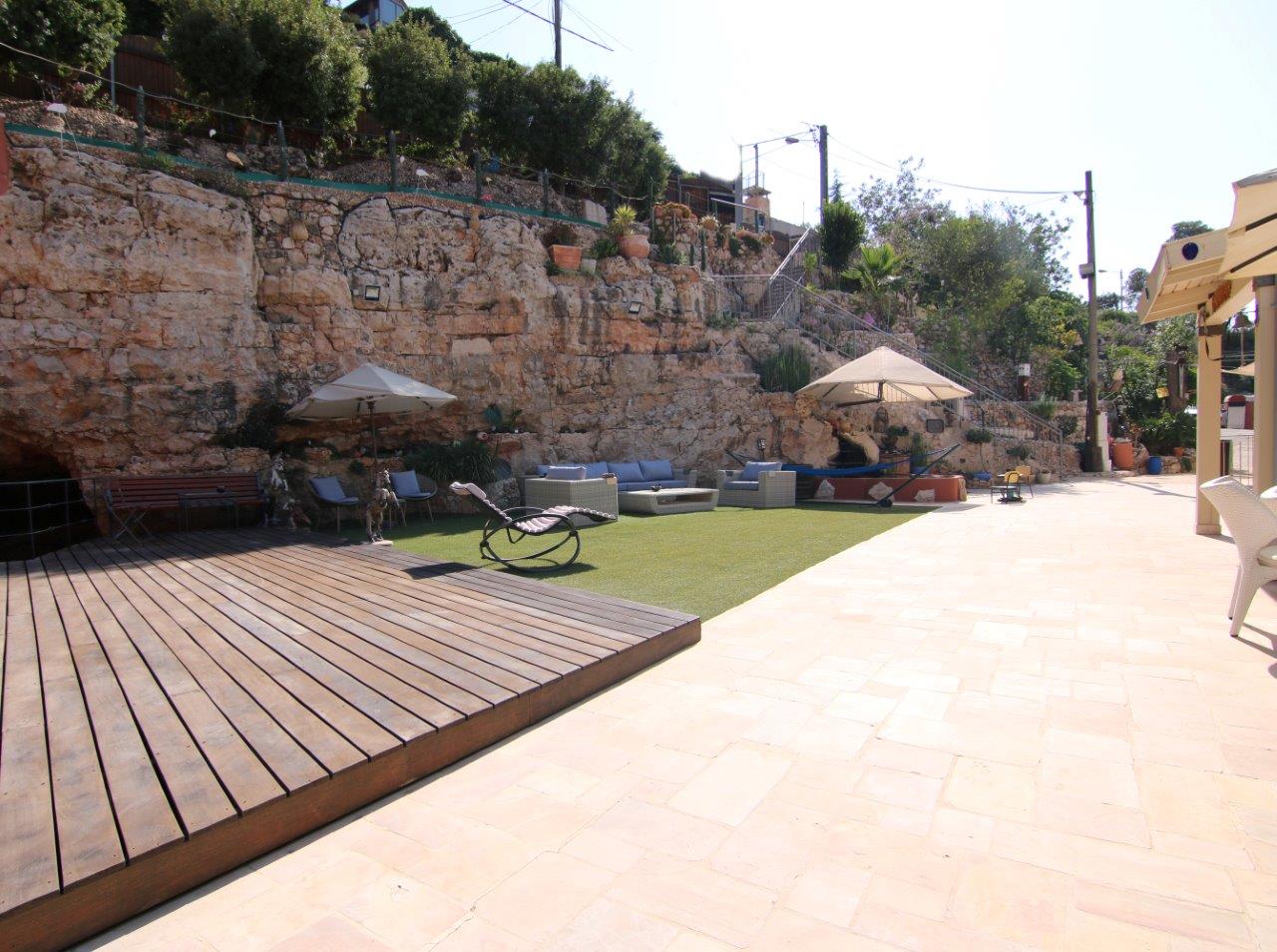 Villa in Motza Illit